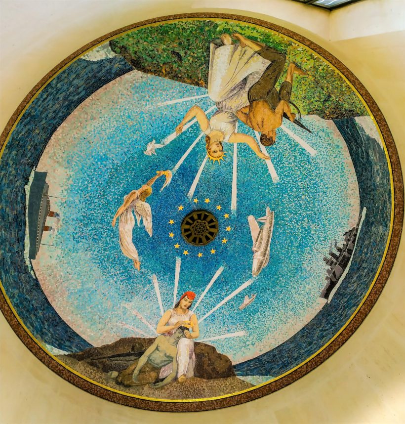 A Self-Guided Tour of Historic D-Day sites in Normandy - Travelffeine