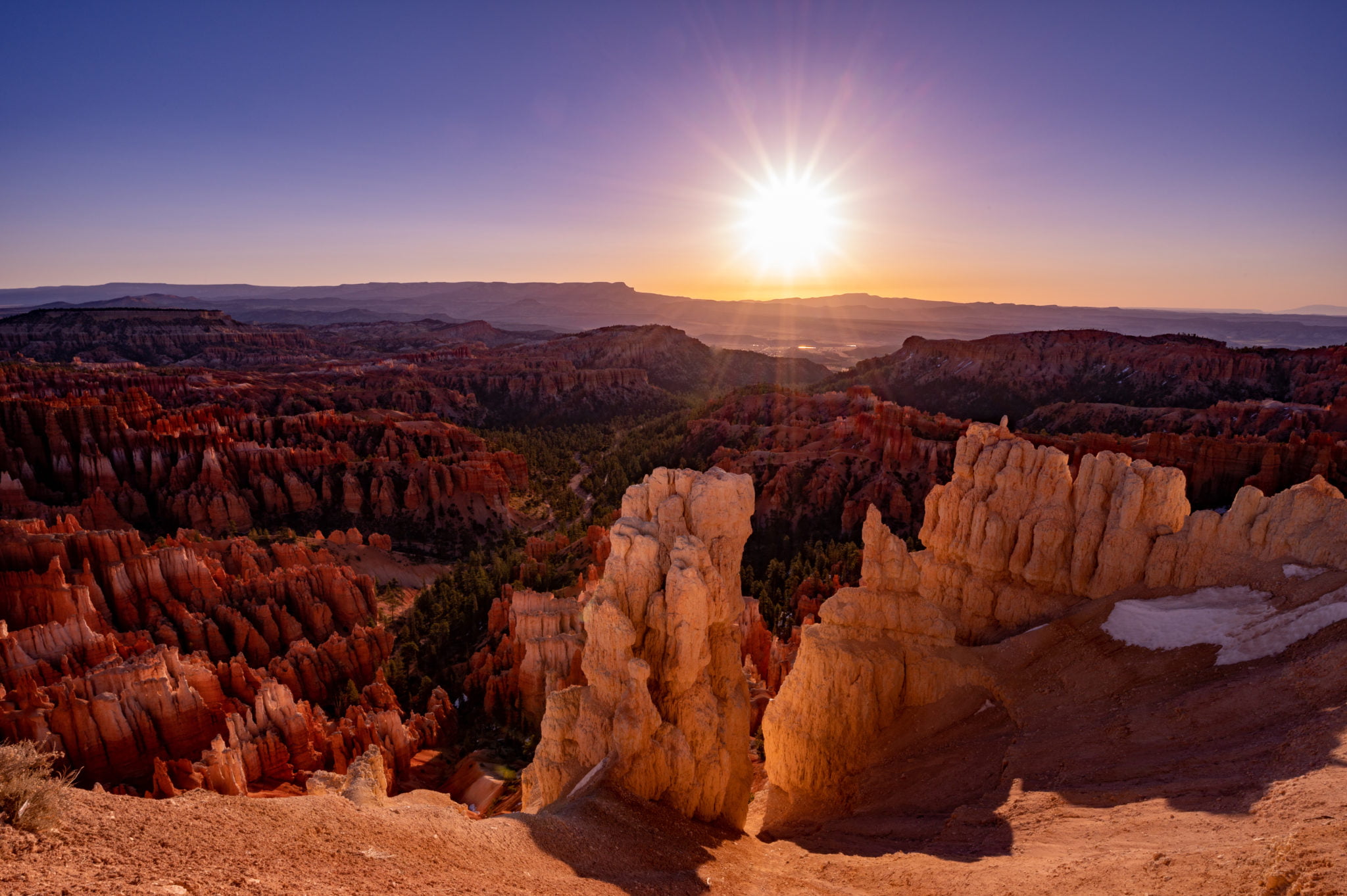 The Best Viewpoint to Watch the Sunrise at Bryce Canyon - Travelffeine
