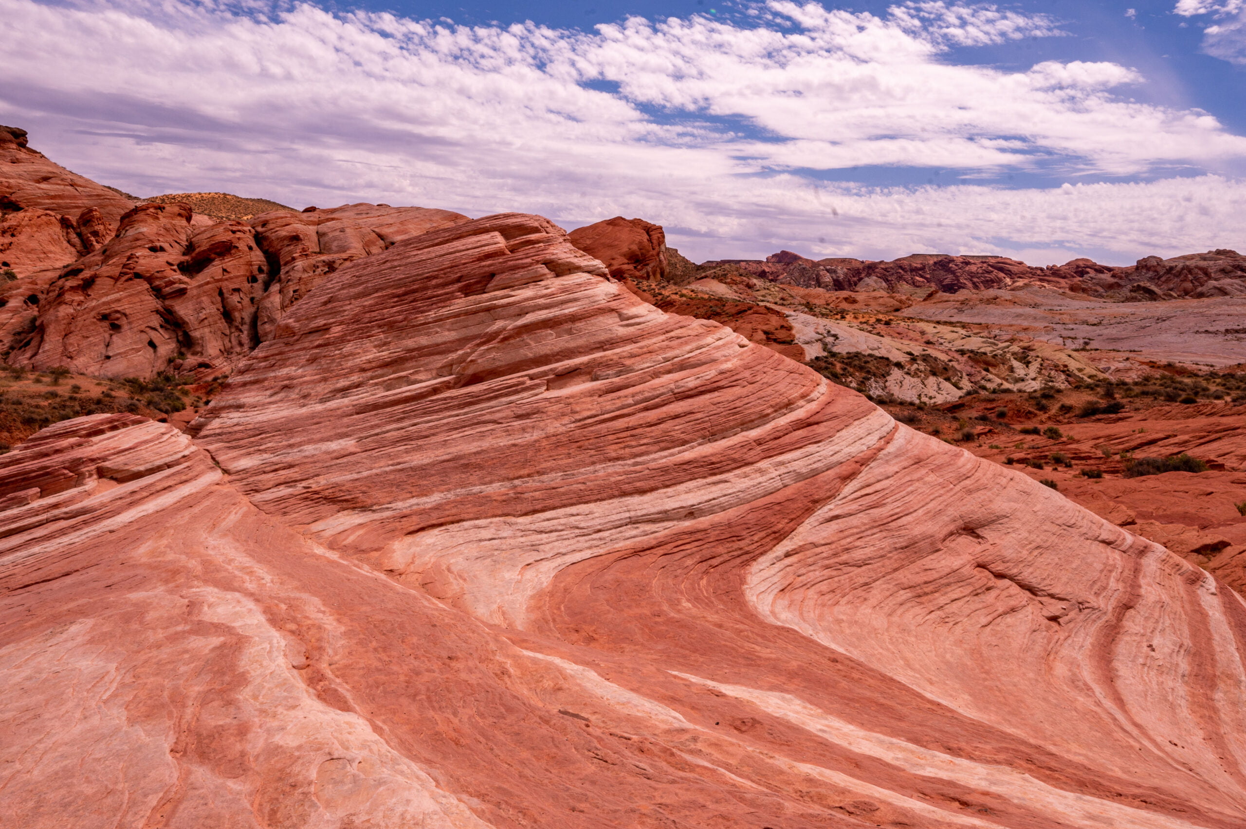 Hiking to the Fire Wave at Valley of Fire - Travelffeine